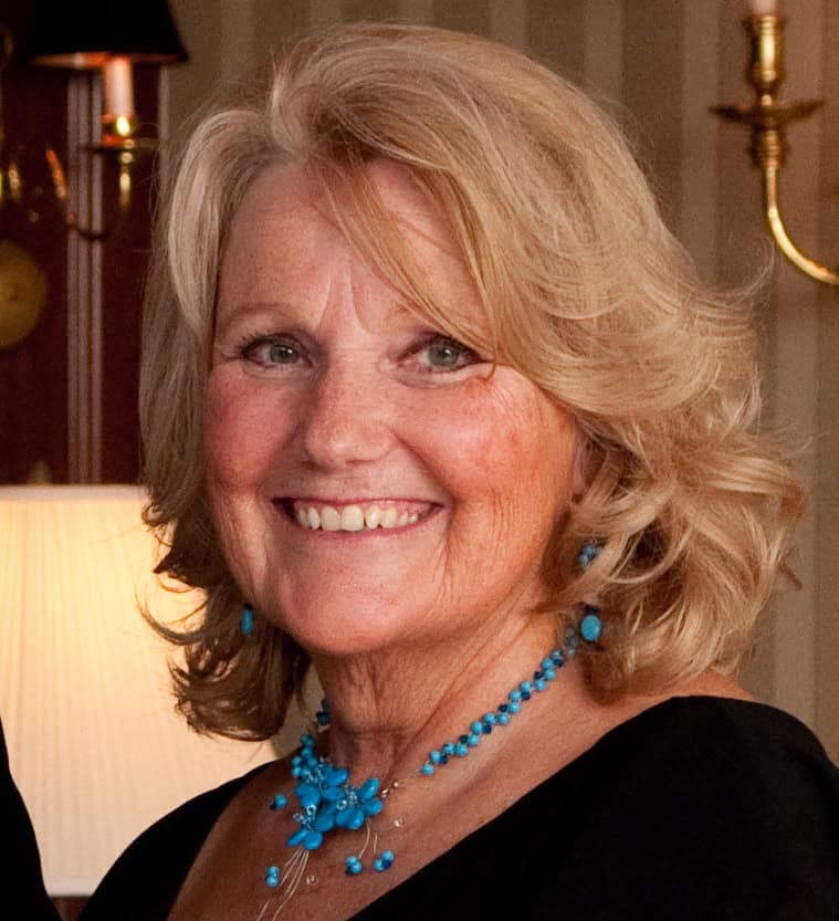 Mrs. Deborah Luedecker - Christian Counselors Network